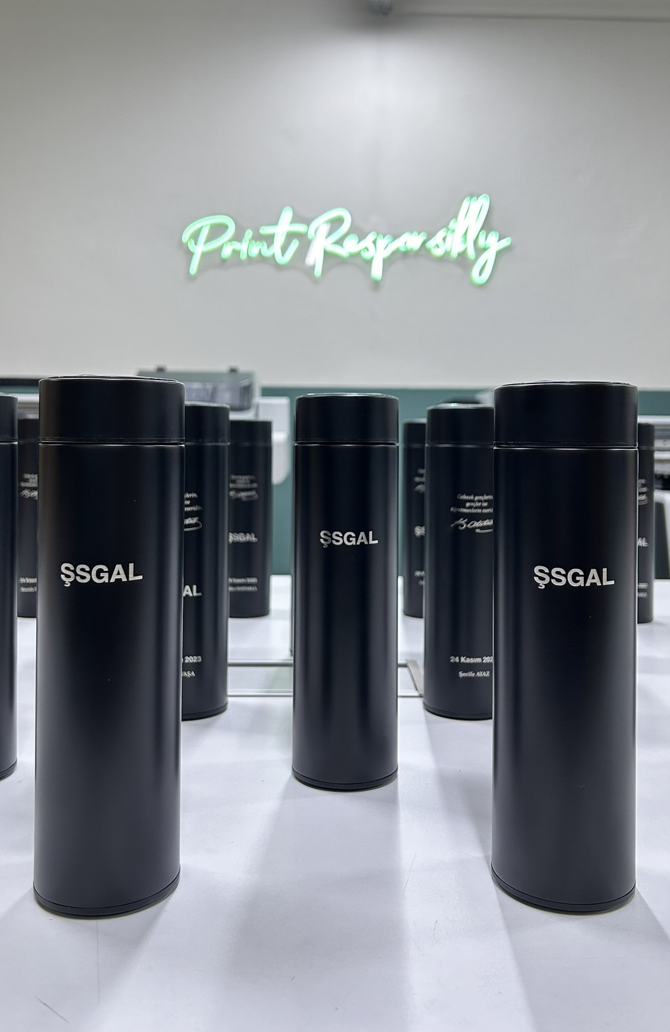 450 ML Isı Derecesi Gösteren Dijital Göstergeli Çelik Termos (PZ6258 ...